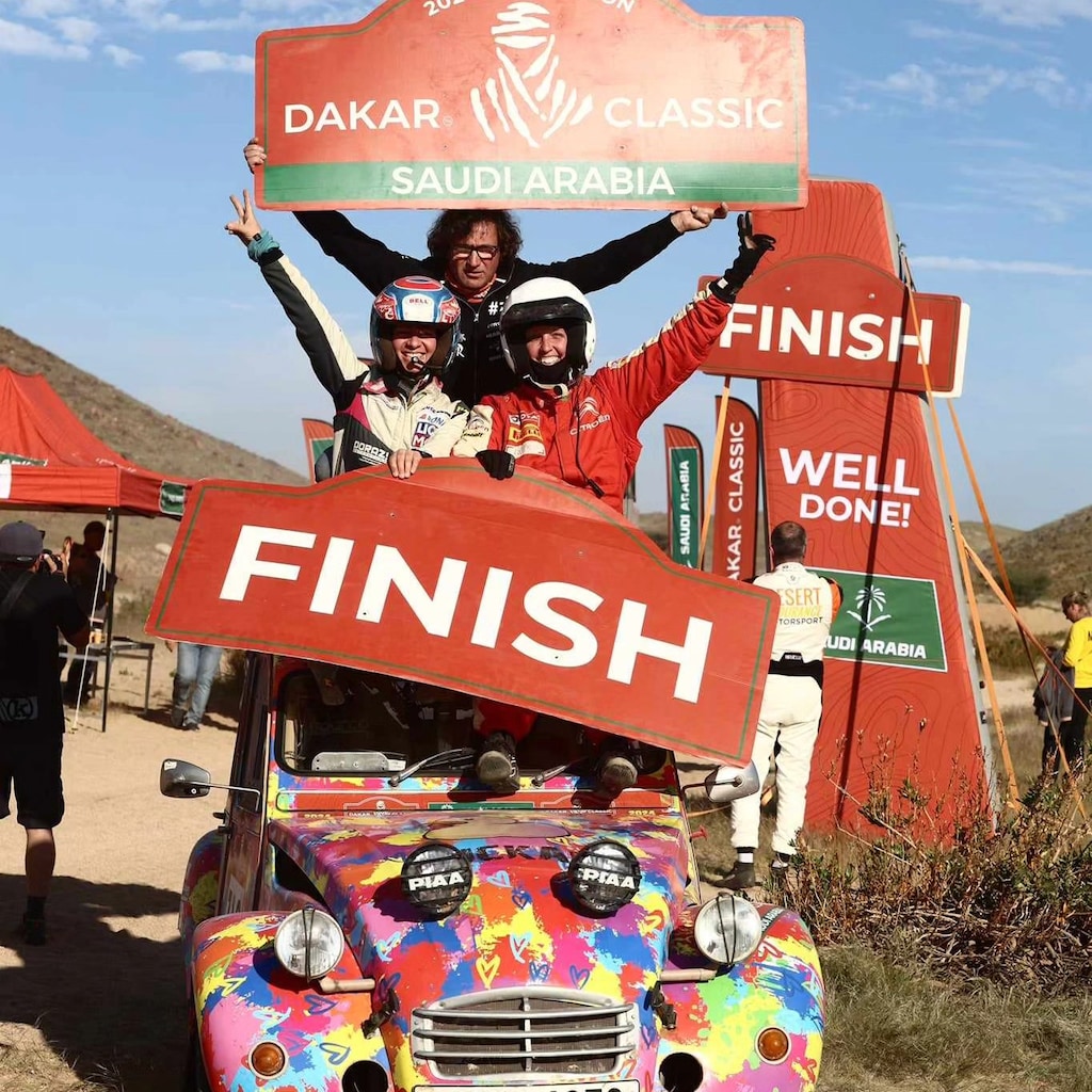 CITROËN GRATULUJE: DUCKAR TÝM TRIUMFUJE NA RALLYE DAKAR JAKO PRVNÍ 2CV ...