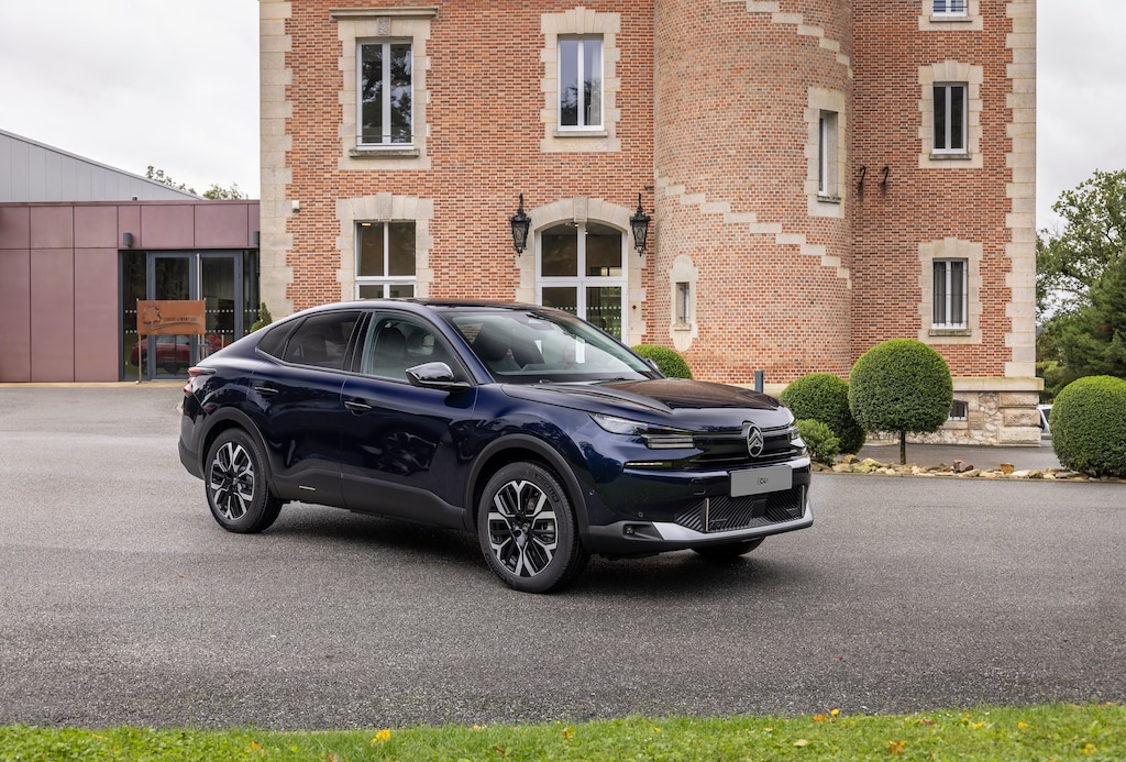 NOVÉ MODELY C4 A C4 X, KTERÉ JSOU STYLOVĚJŠÍ NEŽ KDYKOLI PŘEDTÍM ...