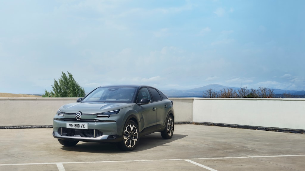 NOVÉ MODELY C4 A C4 X, KTERÉ JSOU STYLOVĚJŠÍ NEŽ KDYKOLI PŘEDTÍM ...